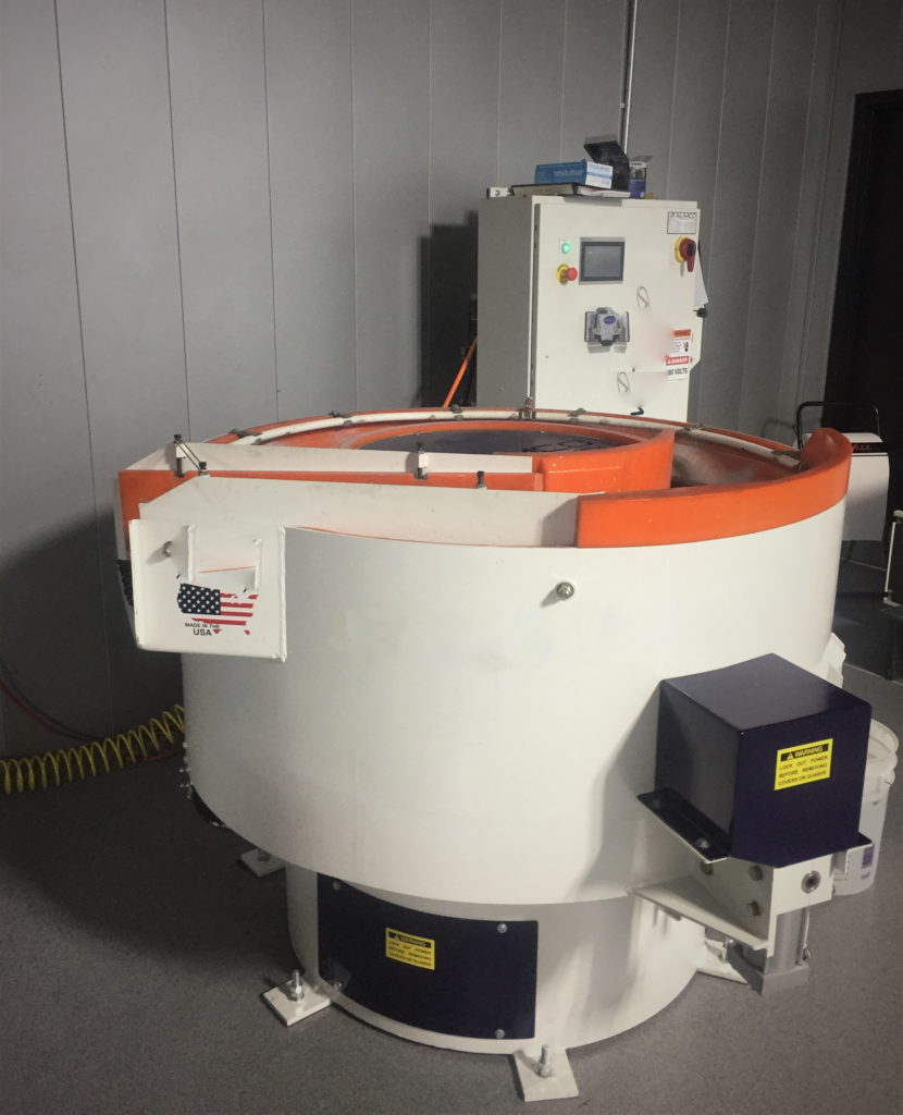 Round Bowl Vibratory Deburring Machines | Advanced Deburring
