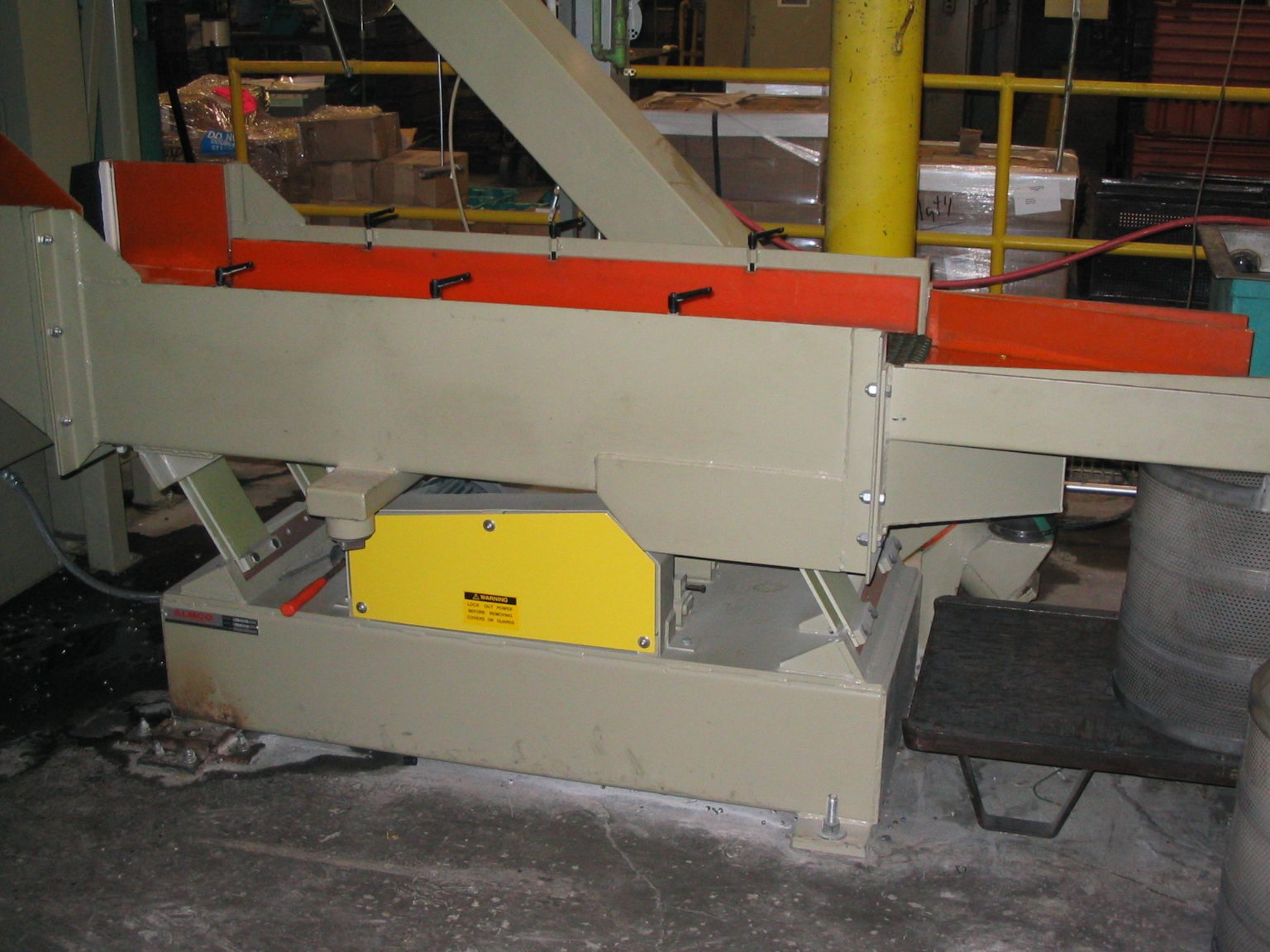 Continuous Vibratory Deburring Systems | Advanced Deburring